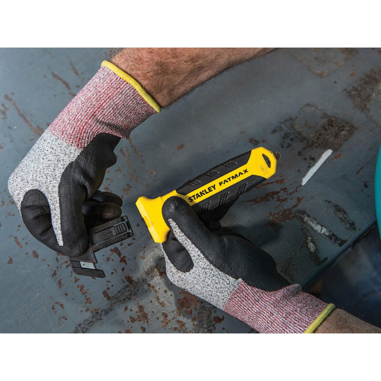 STANLEY® FatMax® Double-Sided Pull Cutter STA010361 - UKToolBox.com