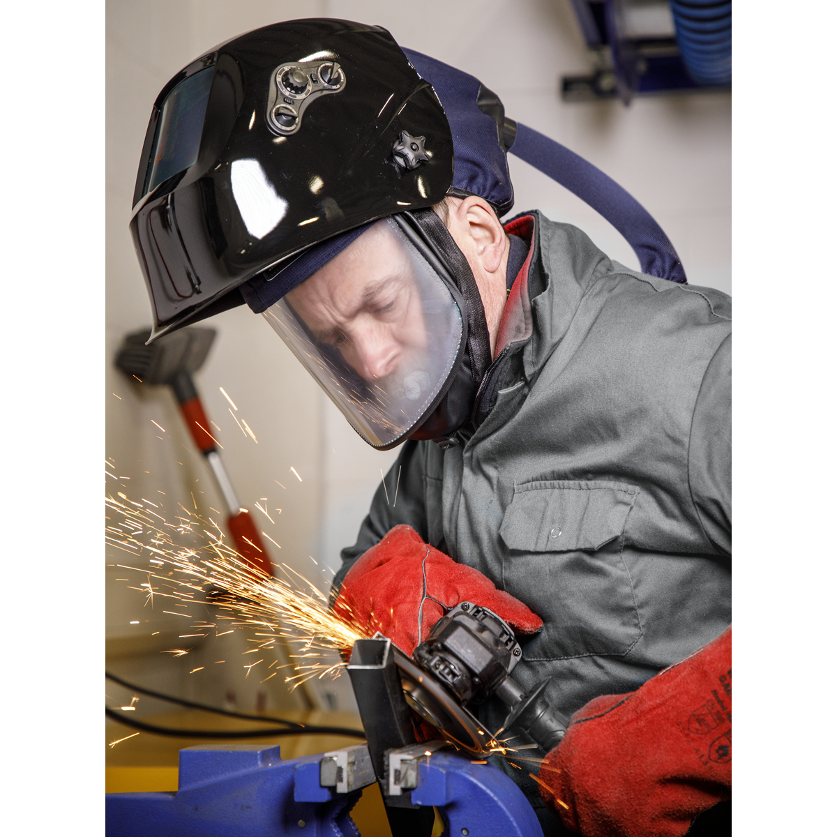 Sealey Tools Welding Helmet with TH1 Powered Air Purifying Respirator ...